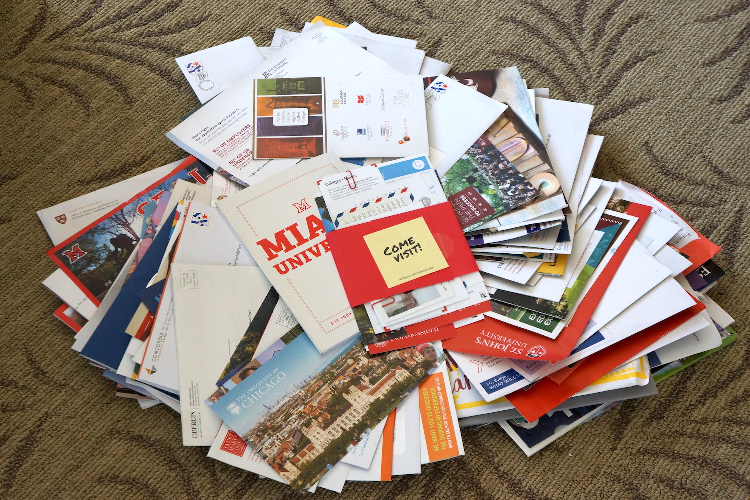 College Recruiting Mass Marketing Mailers Fill Mailboxes | OneDublin.org